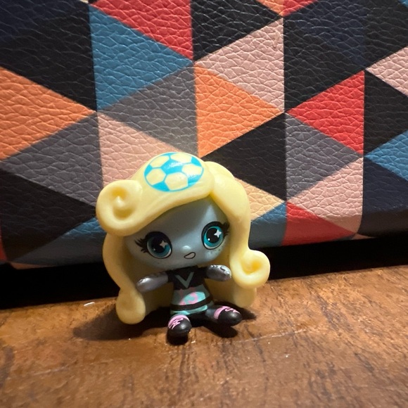 monster high | Toys | Monster High Mini Monsters Laguna Blue Figure ...